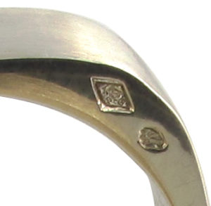 L'or et les bijoux en or - Galerie Elsa Vanier